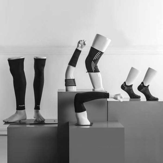 White Fiberglass Leg Mannequin Subastral